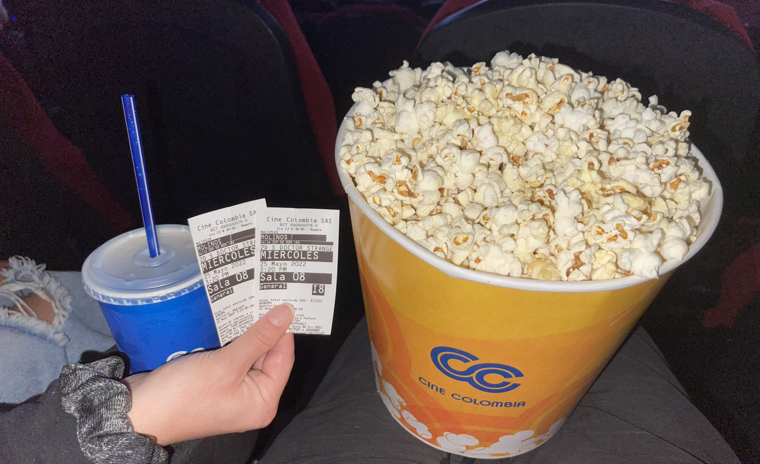 Where to Watch a Movie in English: Cine Colombia - Casacol