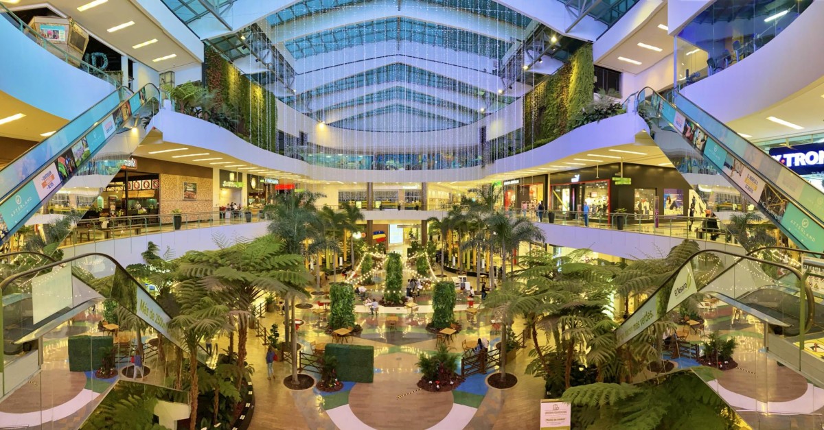 The Complete Guide to El Tesoro Mall - Casacol